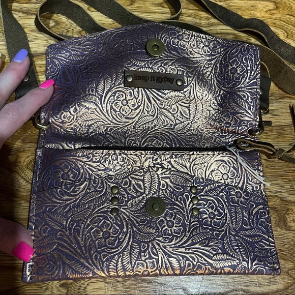 Keep it Gypsy | Bags | New Gorgeous Keep It Gypsy Purple Floral Tooled ...